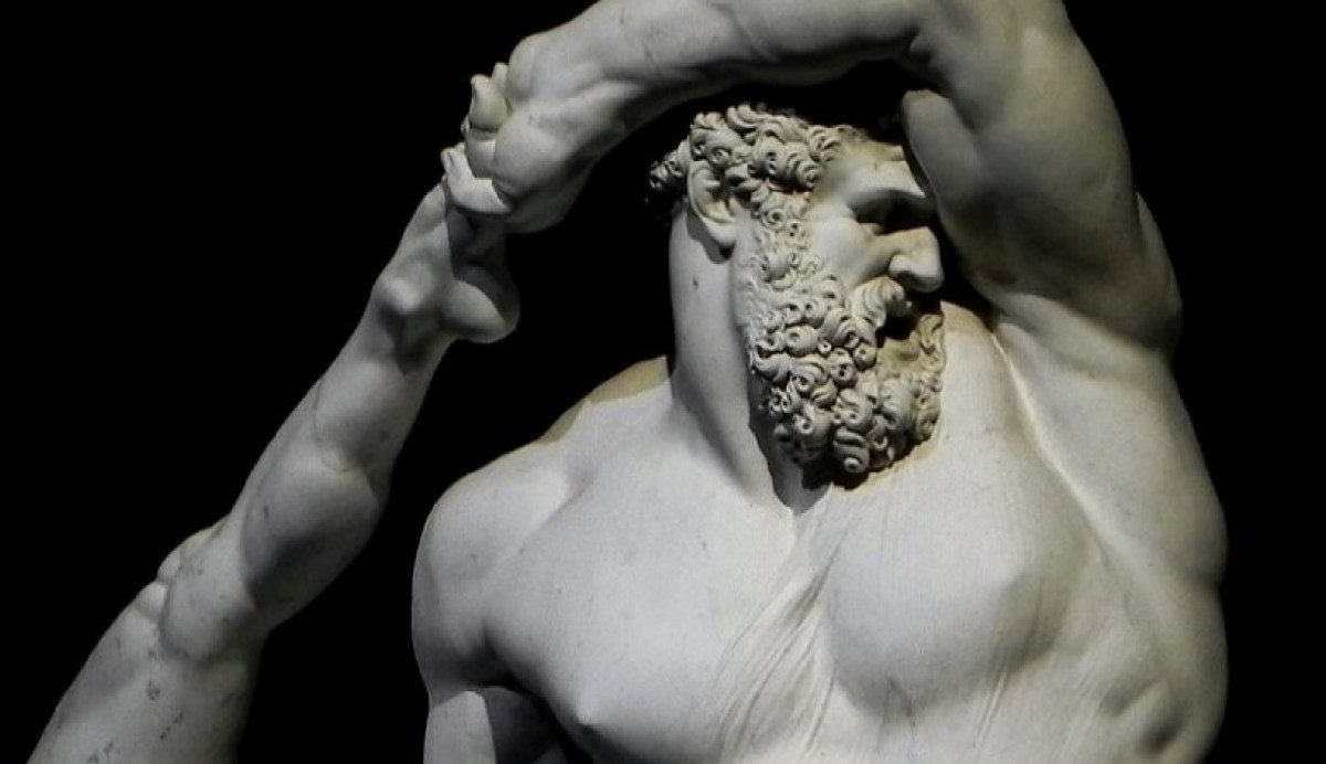 La Scultura del giorno: Ercole e Lica di Canova – Michelangelo Buonarroti è tornato
